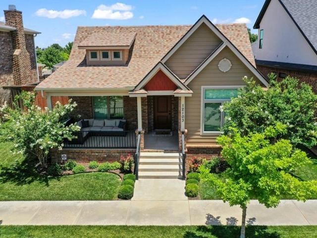 12103 Topeka Ave, Lubbock, TX 79424