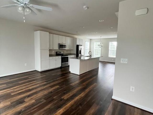 12103 bowling farm ct