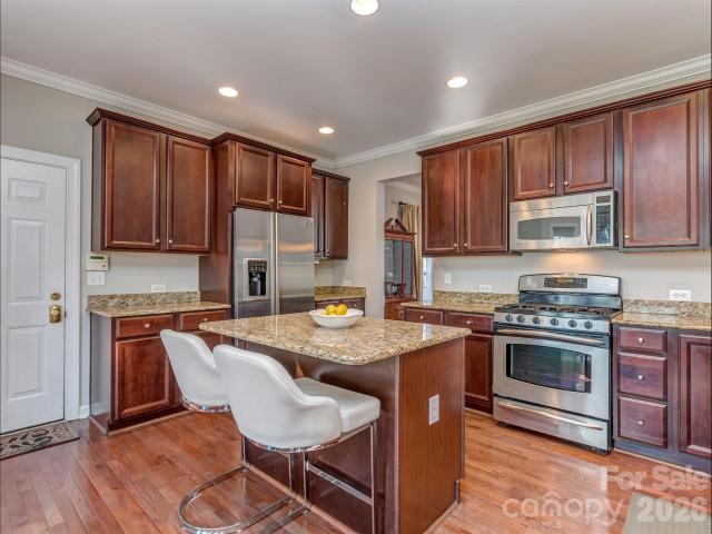 12103 Crescent Run Ct, Charlotte, NC 28277 | MLS #4403