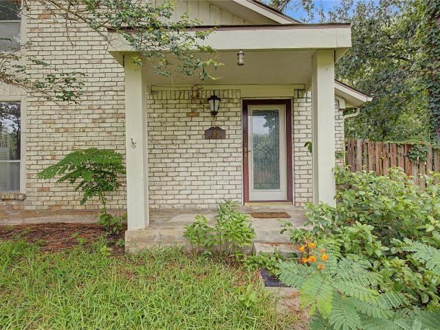 12103 Hawthorne Drive