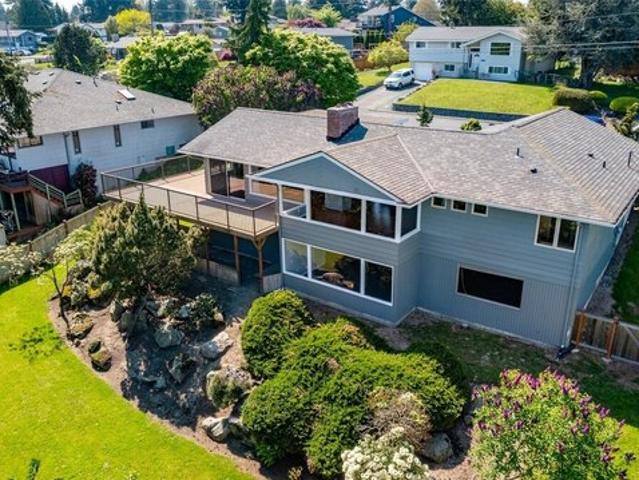 12103 Hilynn Dr, Burlington, WA 98233
