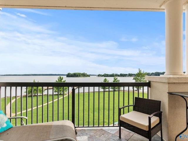 12100 Two Rivers Dr Unit E4, Athens, AL 35611
