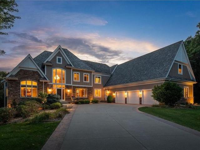 12100 Grandview Ter, Apple Valley, MN 55124