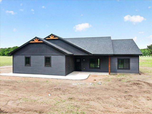 12100 Olson Rd, Sunrise, MN 55032