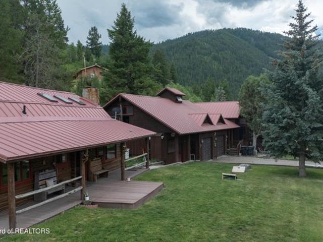 12100 S Palmer Creek Dr, Jackson, WY 83001