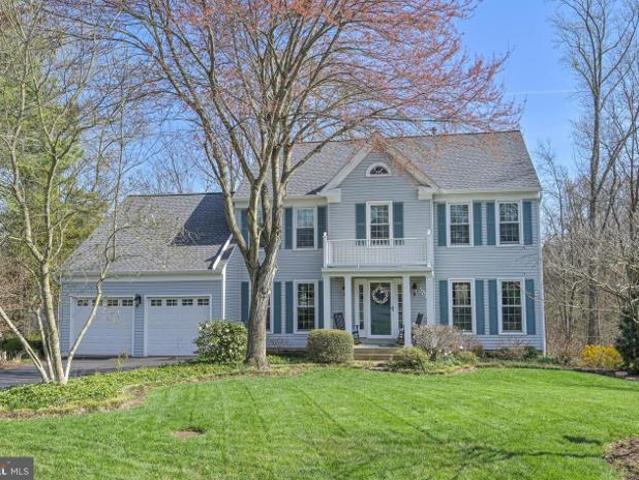 12101 Snow Shoe Ct, Herndon, VA 20170