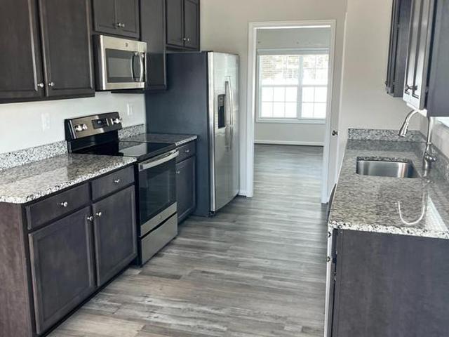 12102 bowling farm ct