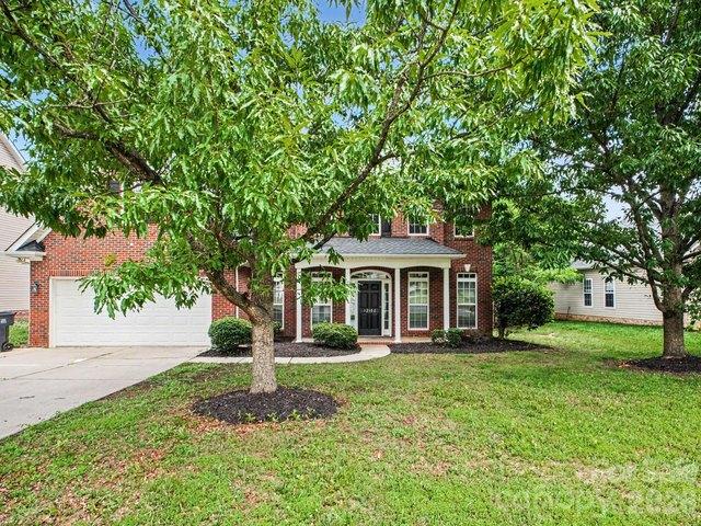 12102 Hampton Place Dr, Charlotte, NC 28269