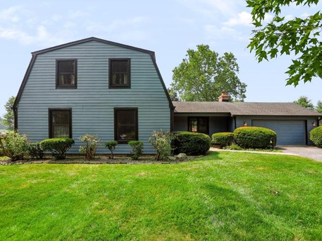 12107 Briarway South Dr, Indianapolis, IN 46259