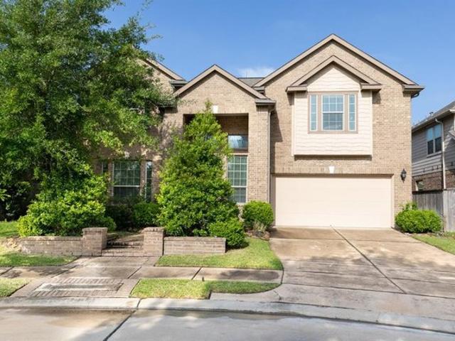 12107 Cove Ridge Ln, Cypress, TX 77433