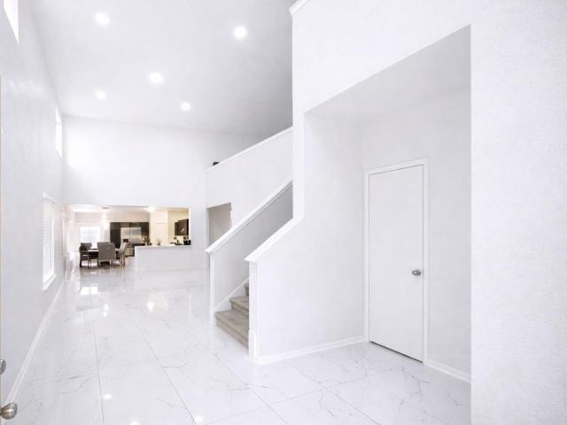 12107 Riprap Dr