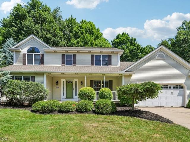 12104 Riley Ct, Twinsburg, OH 44087