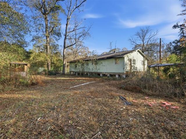 12108 N Lakewood Dr, Splendora, TX 77372