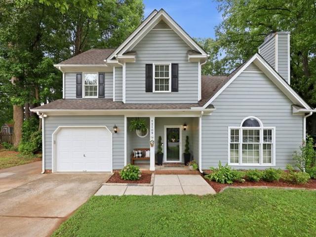 12109 Townmeade Ct, Raleigh, NC 27613