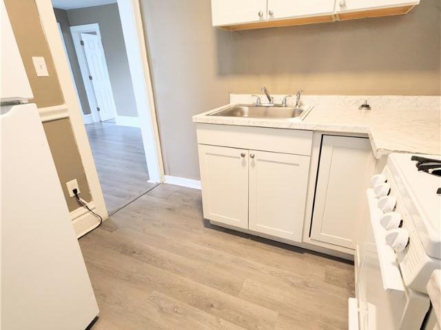 1210 Maple Ave 1