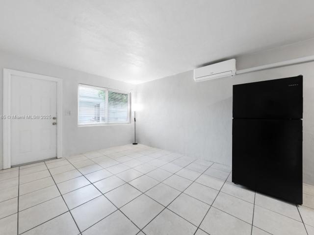 1210 NW 2nd St, Fort Lauderdale, FL
