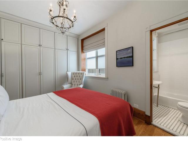 1210 N Astor St, Unit 1B, Chicago, IL 60610 | MLS #12692