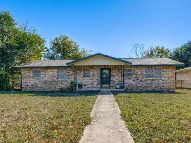 1210 N Barbara Dr, San Marcos, TX 78666 MLS 7394594