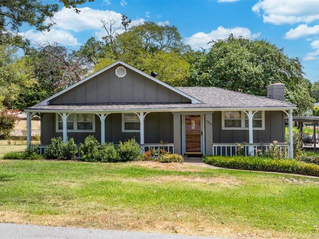 1210 Aloha Road