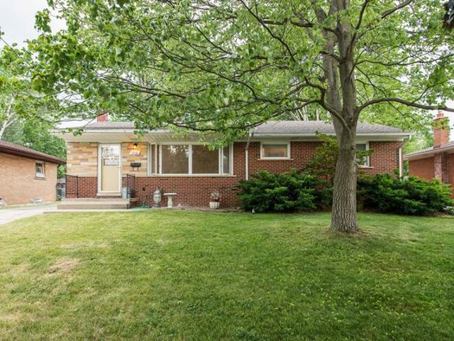 1210 Arella Blvd, Ann Arbor, MI 48103