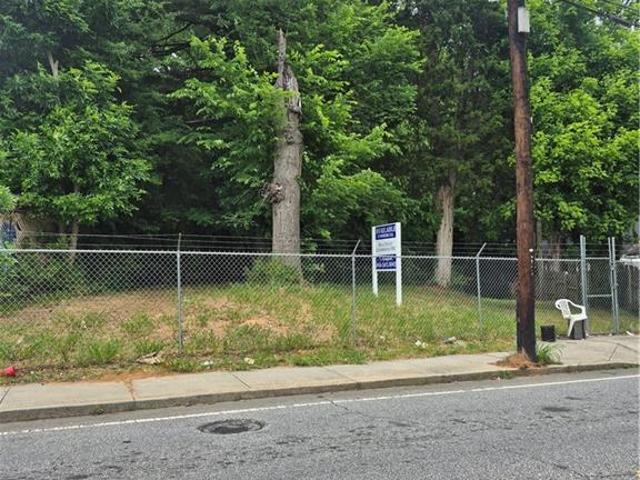1210 Bolton Road NW
