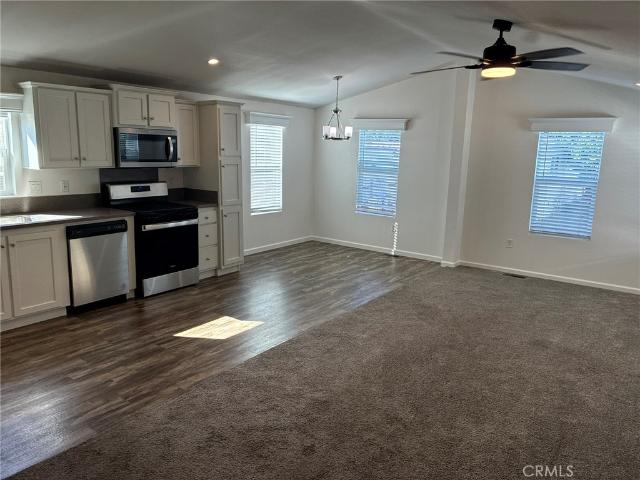 1210 Cacique Street 9