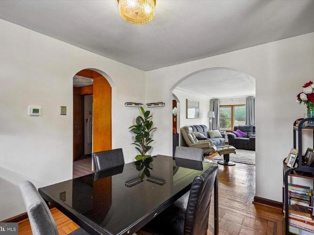 1210 E Matsonford Road
