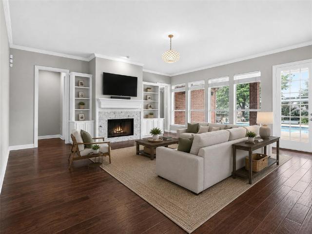 1210 Forest Hills Drive