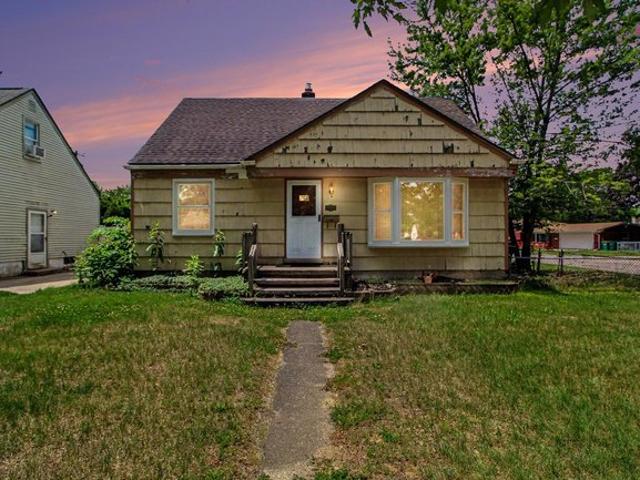 1210 Hull Ave, Ypsilanti, MI 48198