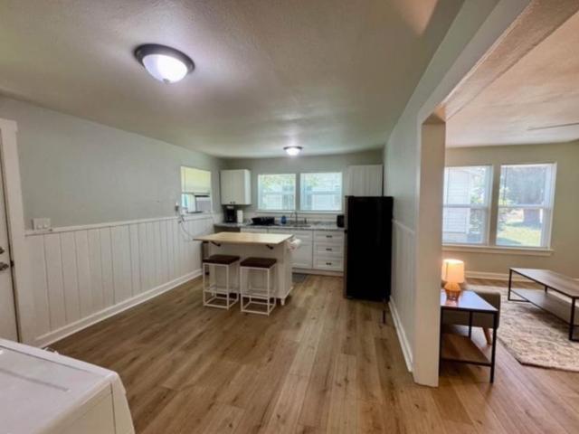 1210 Hogan Lane