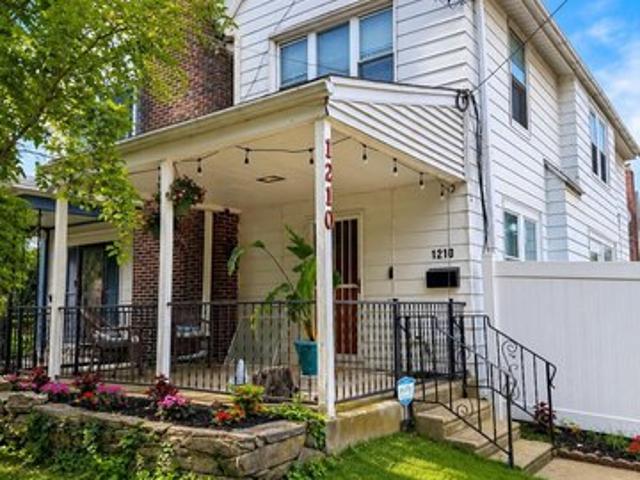 1210 Hollywood Ave, Havertown, PA 19083