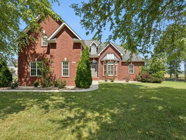 1210 Lila Dr, Murfreesboro, TN 37128