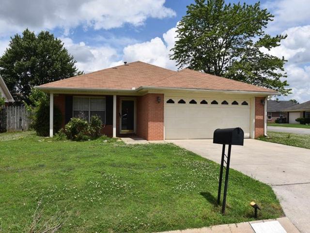 1210 Palisade Ct SW, Decatur, AL 35603
