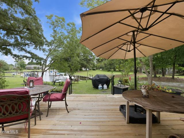 1210 Pelican Drive