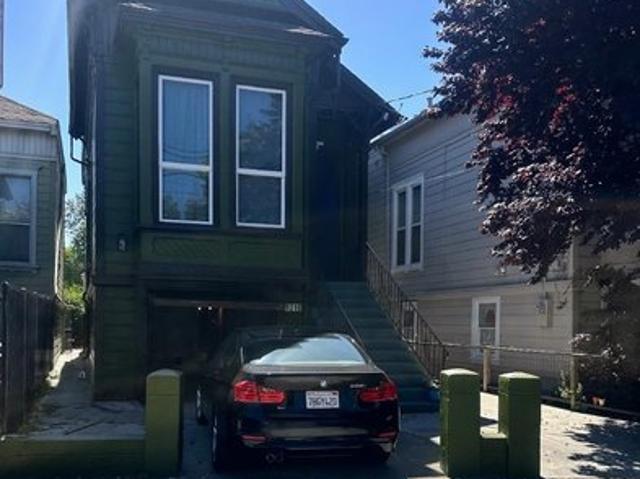 1210 Peralta St, Oakland, CA 94607