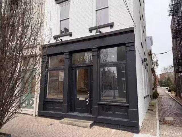 1210 Sycamore St #4, Cincinnati, OH 45202 MLS 1870555
