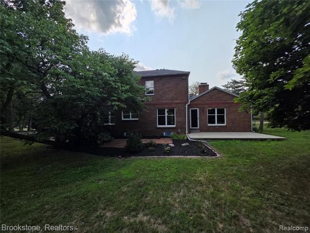 1210 Springborrow Drive