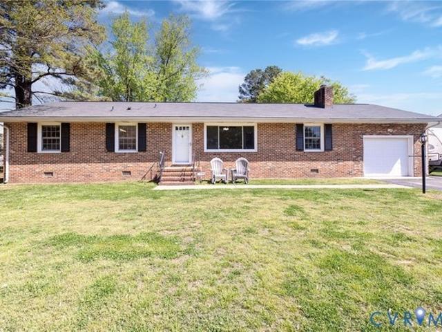 1210 Wellington Rd, Colonial Heights, VA 23834