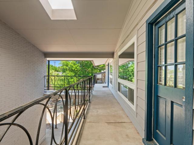 1210 Windsor Rd # 220