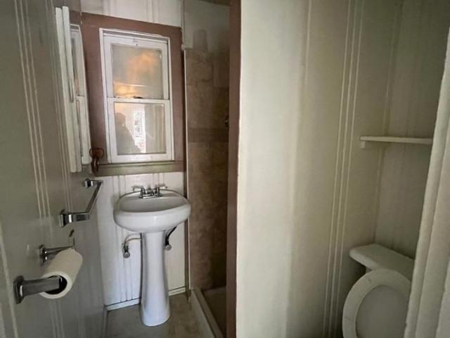 1210 11th Street 1 Bedroom Apartment for Rent at 1210 11th St, Modesto, CA 95354 Modesto
