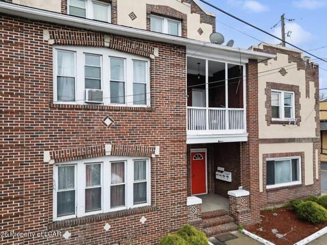 1210 1 S Main St, Hanover Township, PA 18706