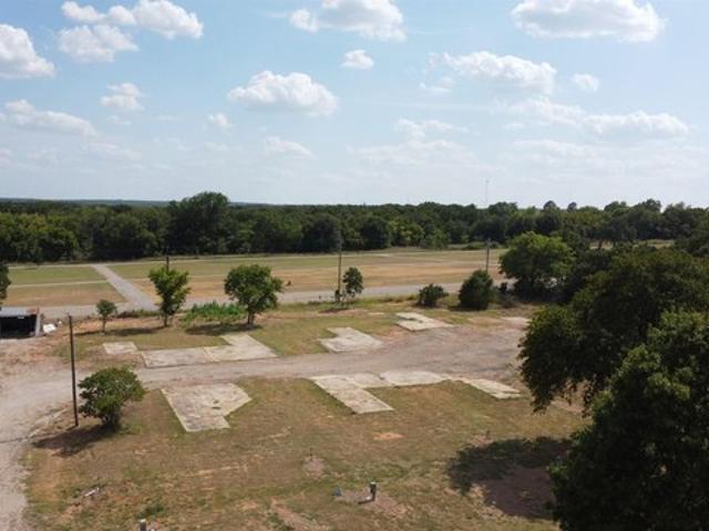 1210 1st, Velma, OK 73491