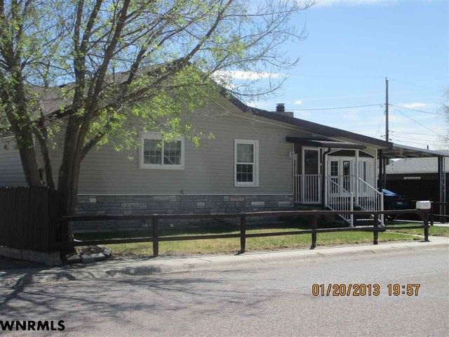 1210 6th St, Gering, NE 69341