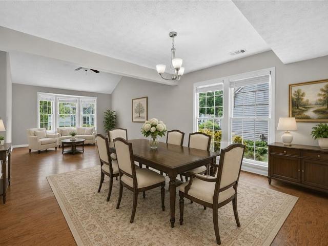 12110 Greenmont Walk