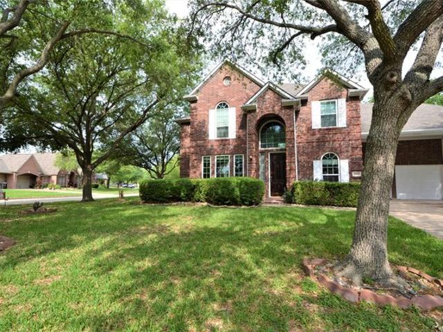 12110 Laurel Ct, Stafford, TX 77477