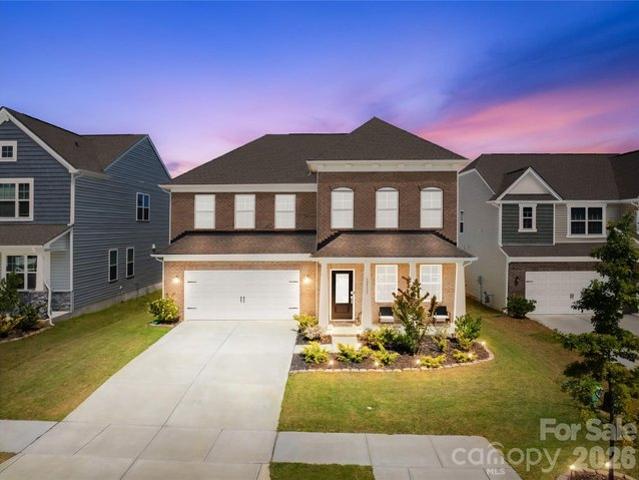 12111 Bishop Castle Dr, Charlotte, NC 28273