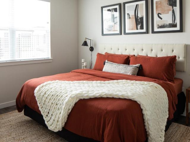 12111 Main Street 9204