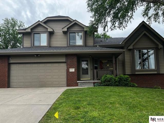 12111 N 159th St, Bennington, NE 68007