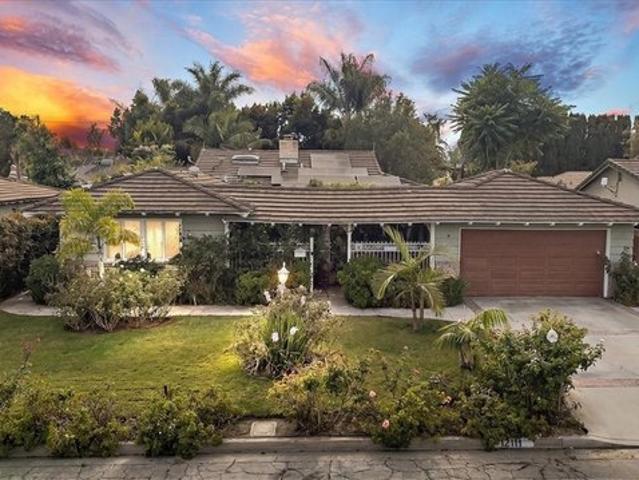 12111 Nieta Dr, Garden Grove, CA 92840
