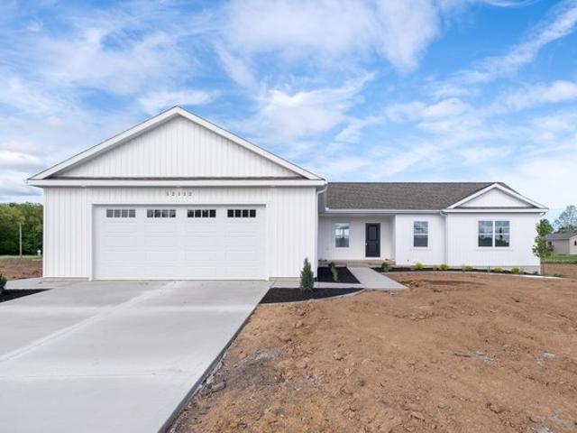 12112 Olivia Dr, Middleville, MI 49333